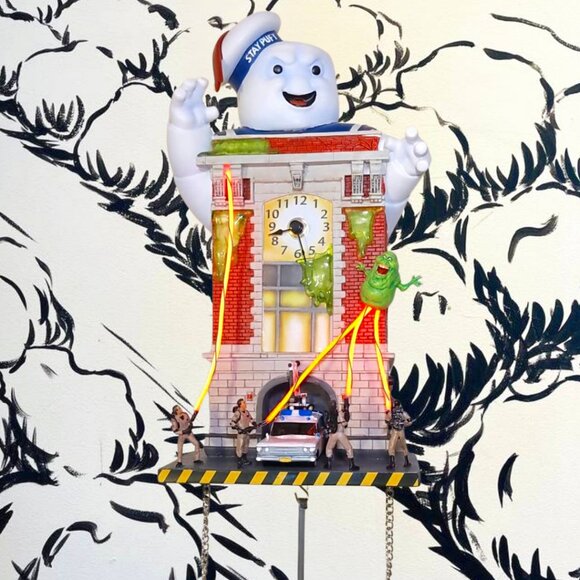 Source Unknown | Wall Decor | Ghostbusters Wall Clock Lights Up And ...